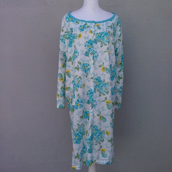 Betsy TW | Intimates & Sleepwear | Betsy Tw Sleepwear Loungewear Long ...